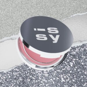 Issy Cosmetics and The Creative Forces Behind It